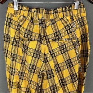 Hot Topic | Pants & Jumpsuits | Nwt Hot Topic Yellow Black Plaid Pants ...